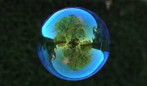 Bubble Photography by Richard Heeks | Incredible Snaps