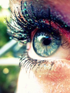 Amazing photographs of eyes showing the lovely emotions | Incredible Snaps