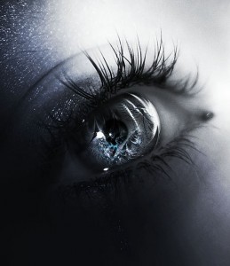 Amazing photographs of eyes showing the lovely emotions | Incredible Snaps